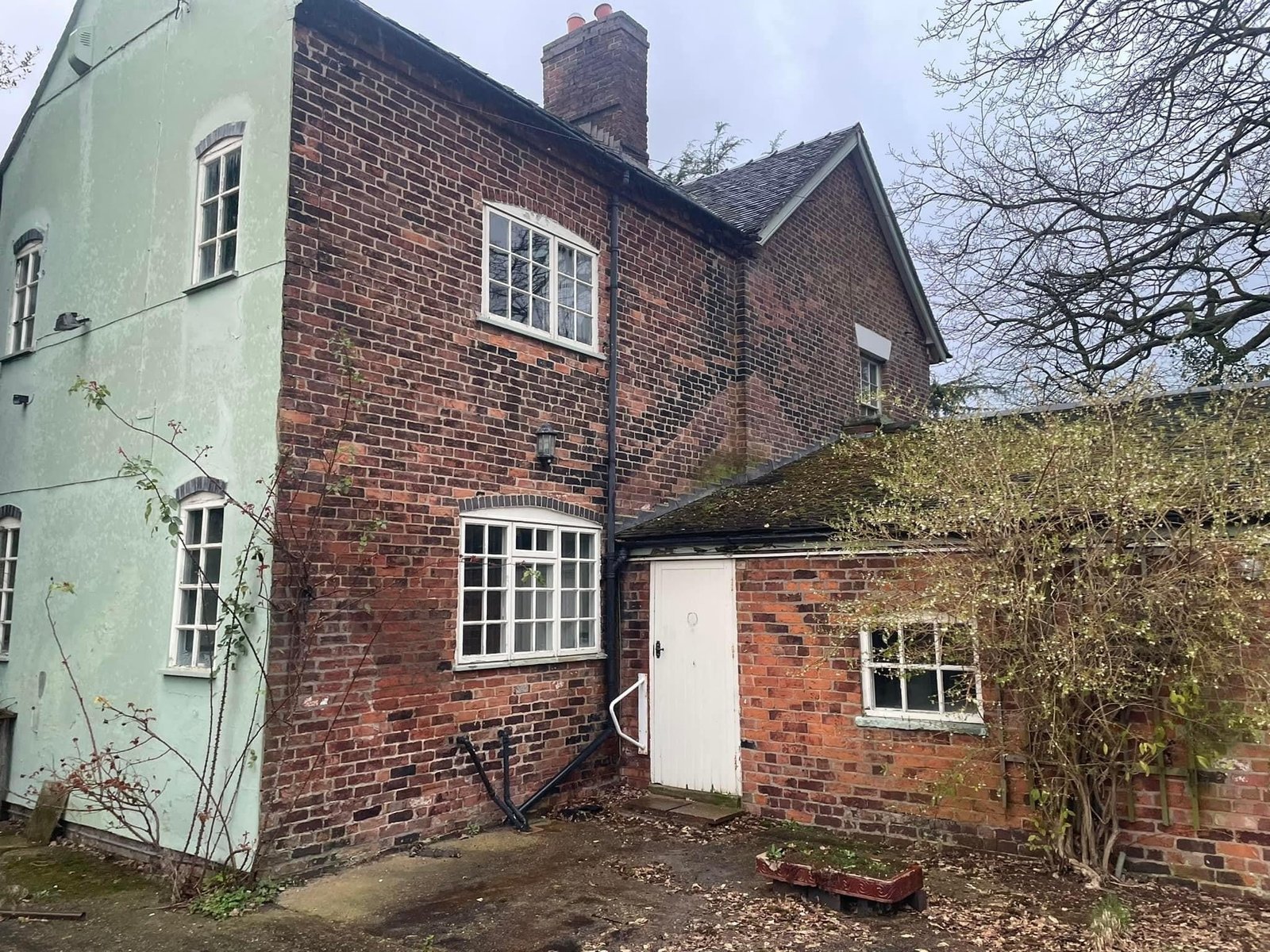 House demolition - Complete Demolition Services